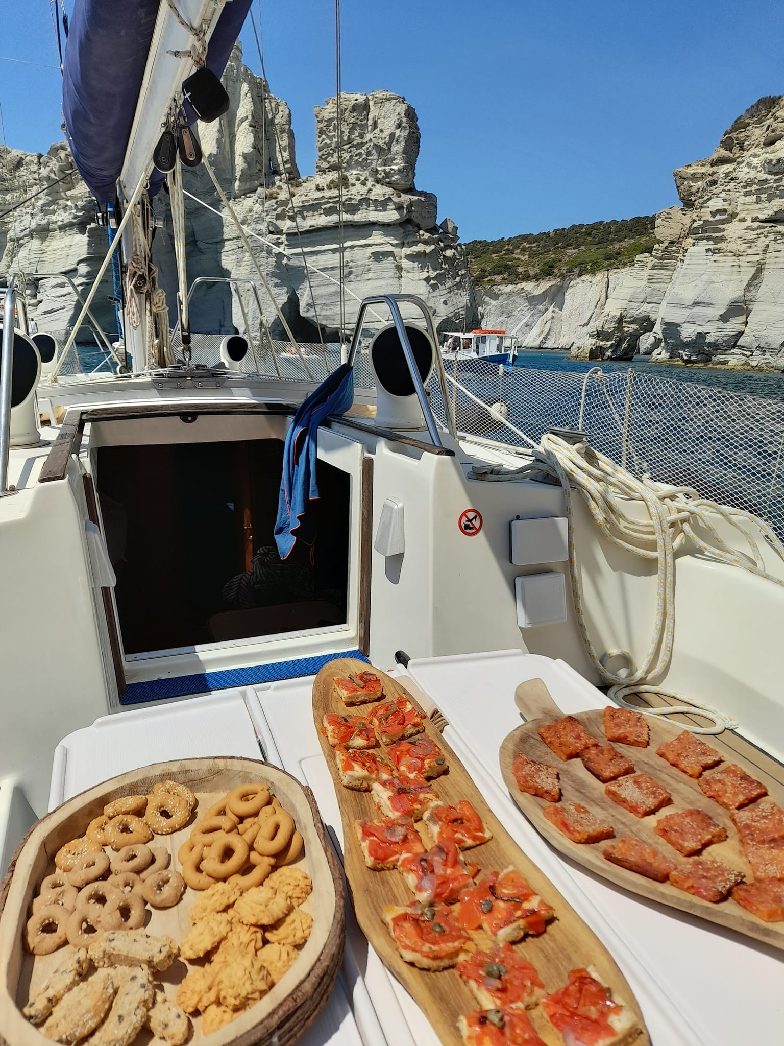 About Us - Ark Milos - Milos Cruises & Boat Tours